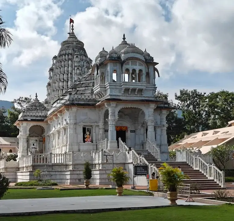 Shri Gajanan Maharaj Sansthan Trimbakeshwar | Book Stay – Best Place to ...